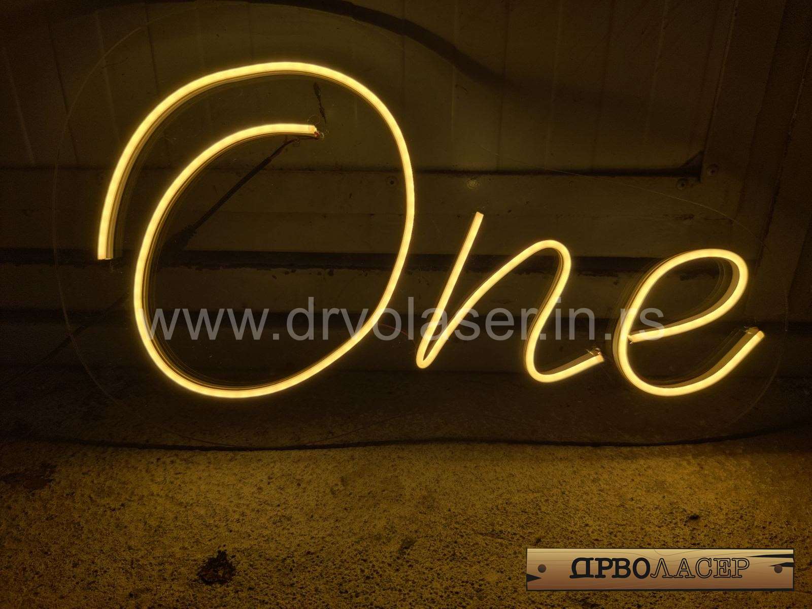 LED NEONSKI NATPISI – Drvolaser