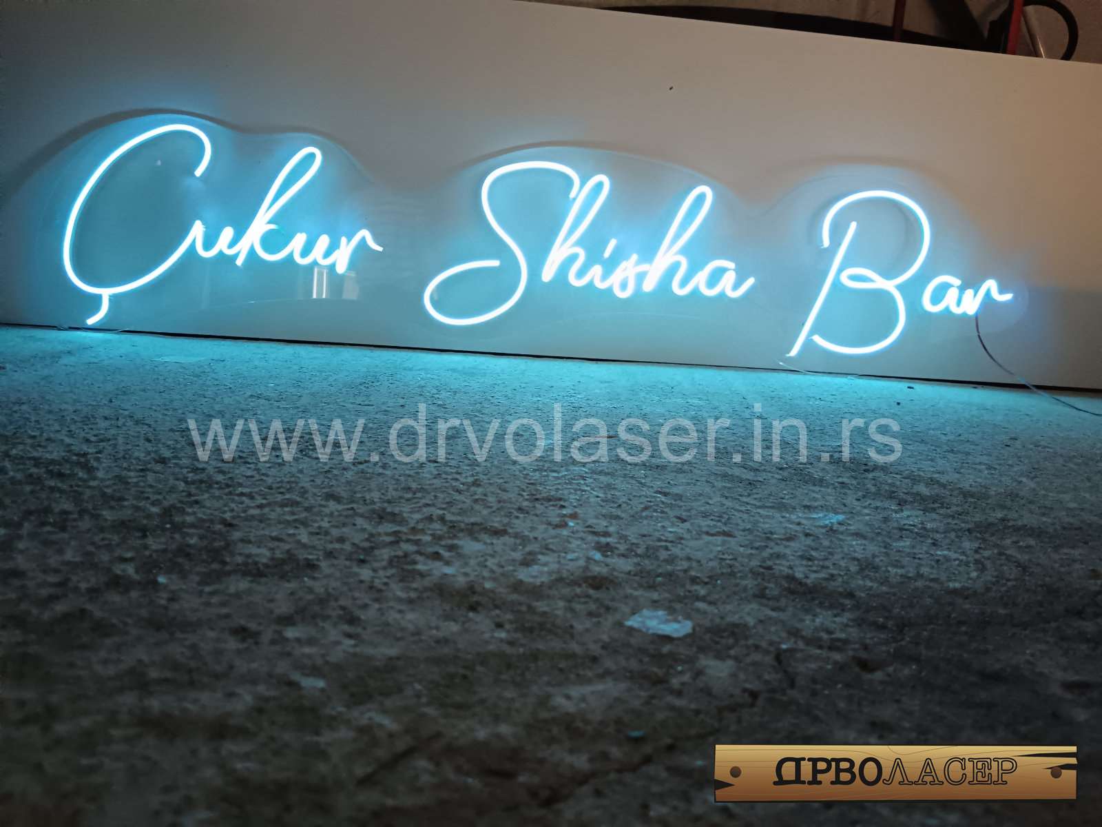 LED NEONSKI NATPISI – Drvolaser