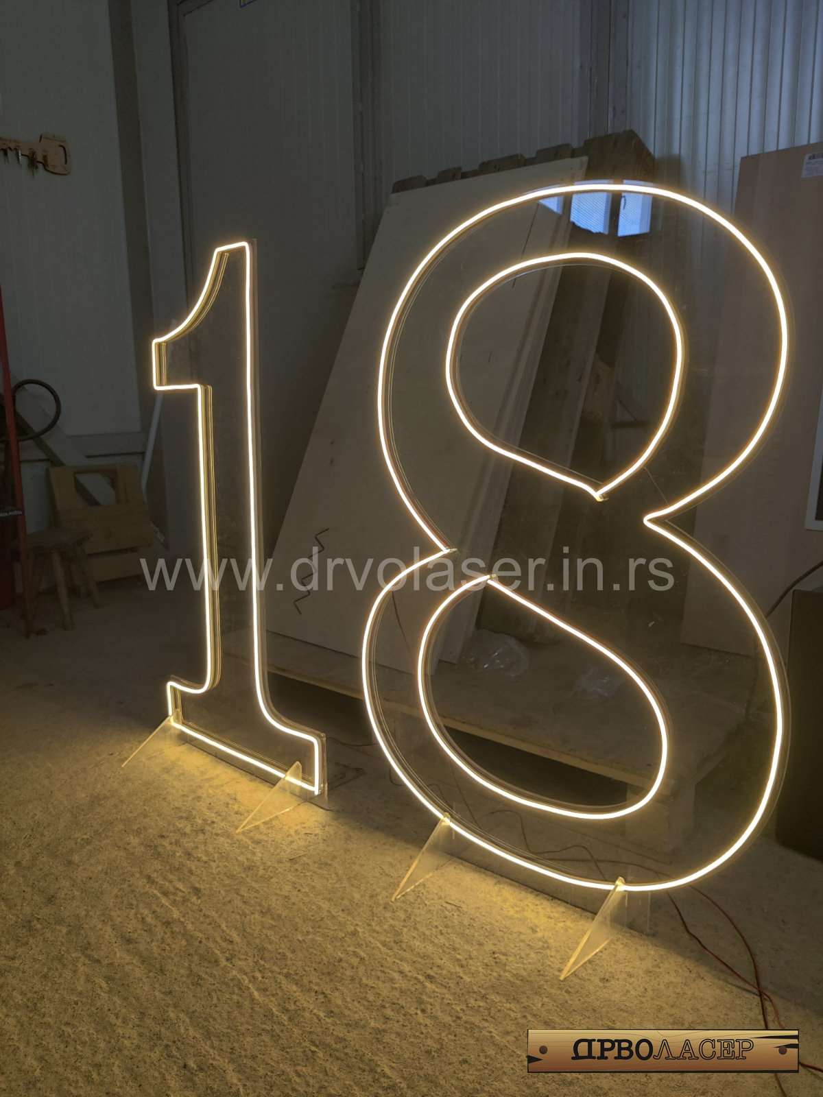 LED NEONSKI NATPISI – Drvolaser