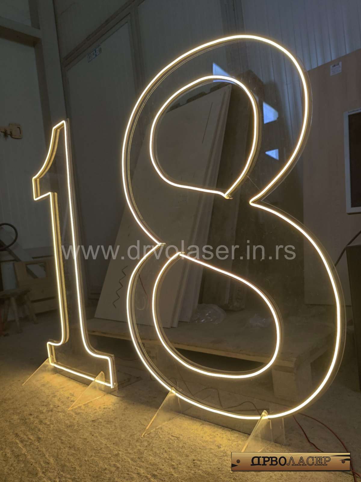 LED NEONSKI NATPISI – Drvolaser