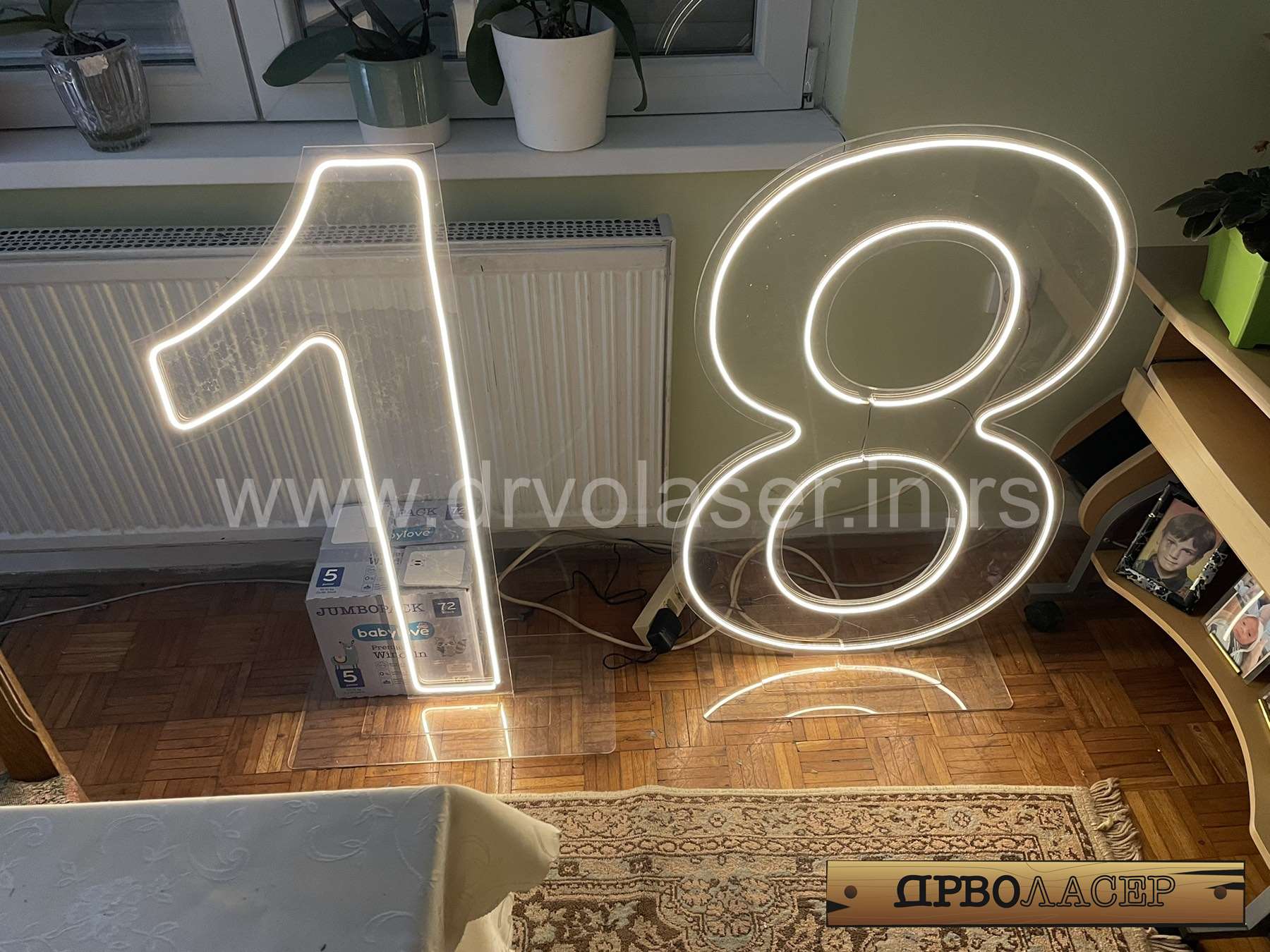 LED NEONSKI NATPISI – Drvolaser